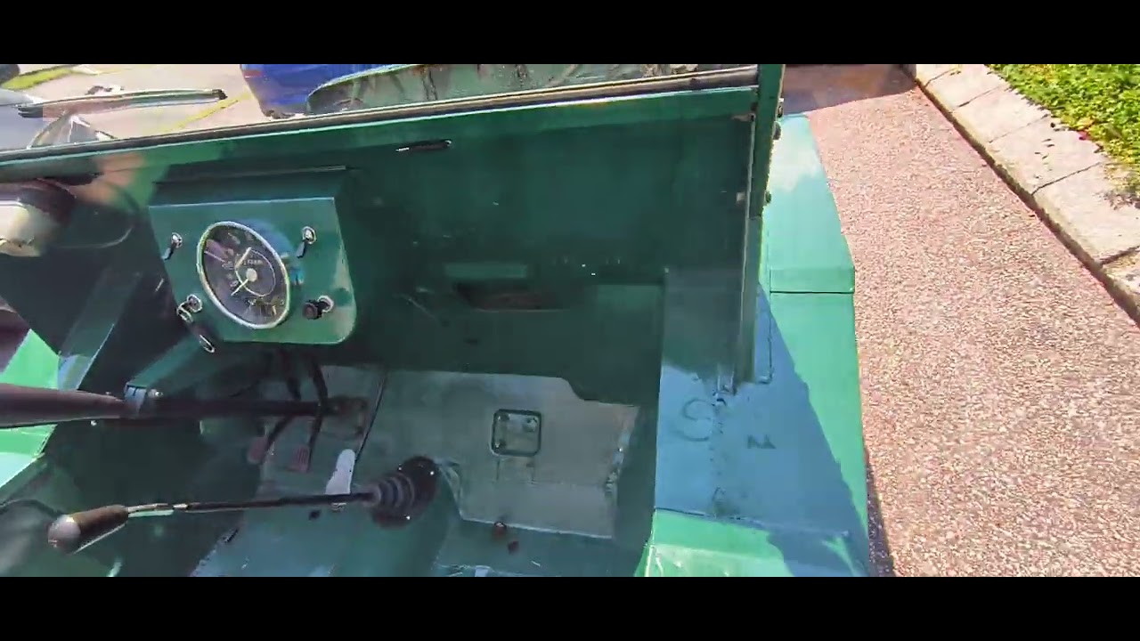 1965 Austin Mini Moke cold start. - YouTube