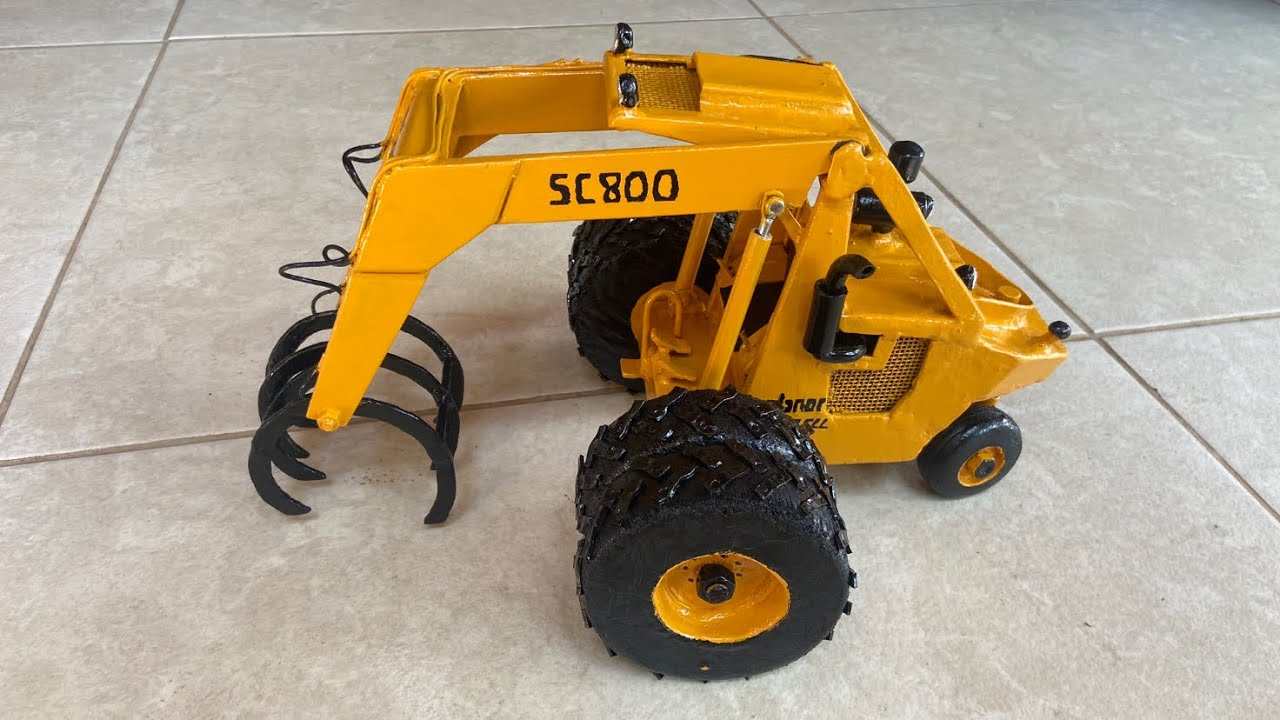 Miniatura Carregadeira de Cana Implanor Bell SC-800 - YouTube