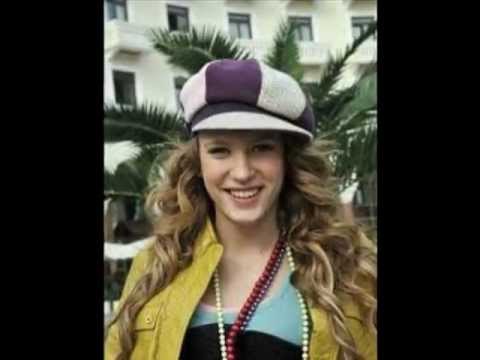 Serenay Sarikaya