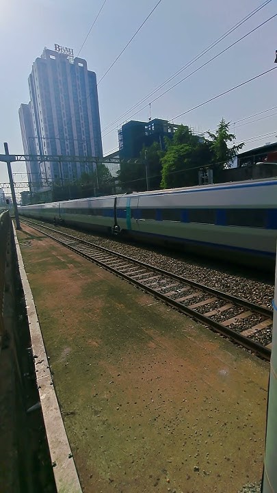 멋진뷰로 담아본 KTX 30호기 #ktx - YouTube