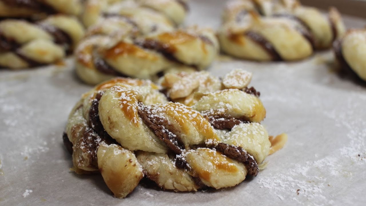 Make these Delicious Nutella Twisted Rings in Minutes! - YouTube