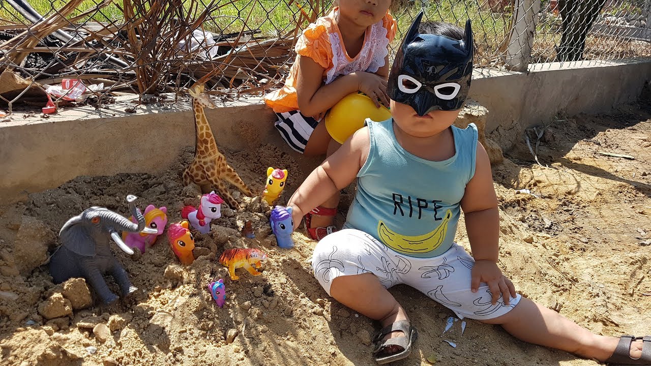 Trò Chơi Siêu Nhân Nhí Batman ChiChi Kids TV Đồ Chơi Trẻ Em - YouTube