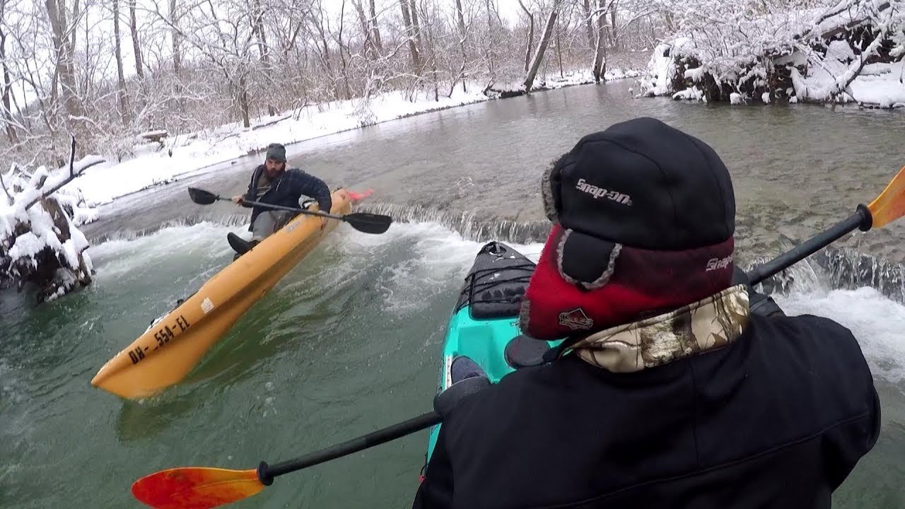 Winter Kayaking in the snow (Winter Wonderland) - YouTube