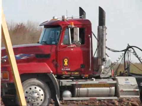 Great Sounding Mack CL-700 Take 4 - YouTube