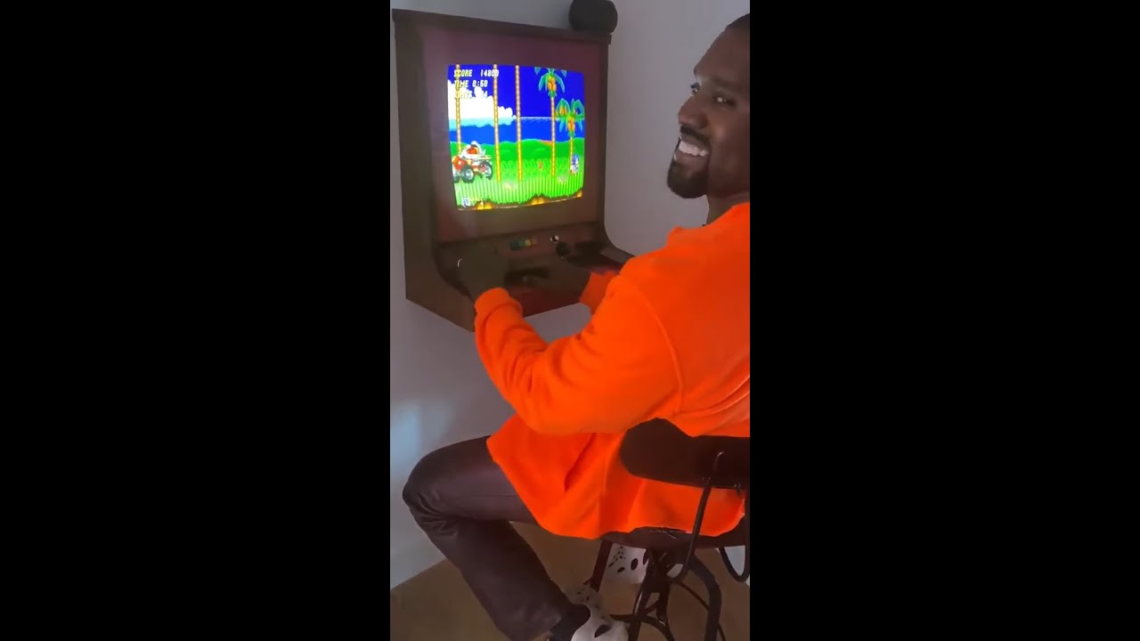 Candace and Ye talk about videos games. Dreamcast, Nintendo + More ...