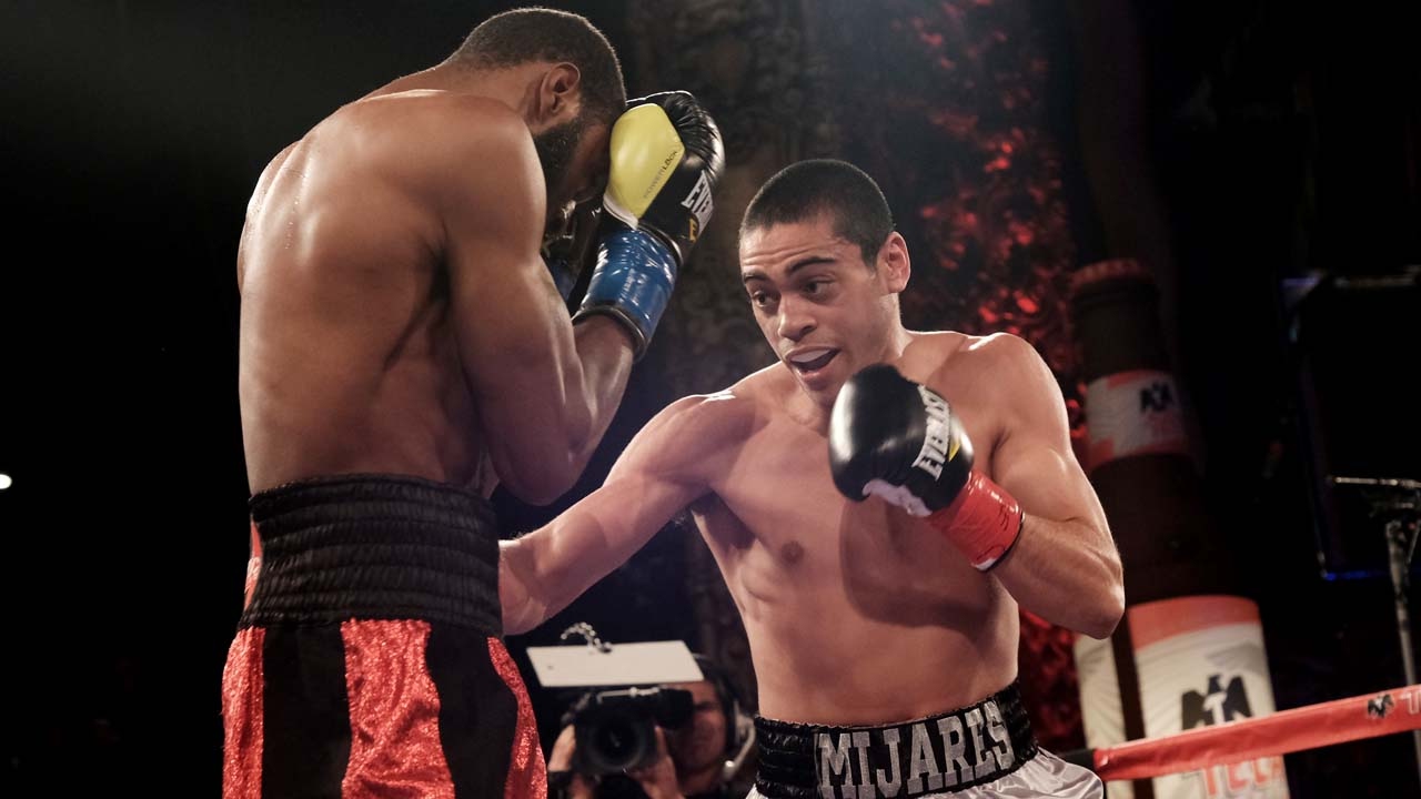 David MIJARES vs. Evincii DIXON | Golden Boy Boxing - YouTube