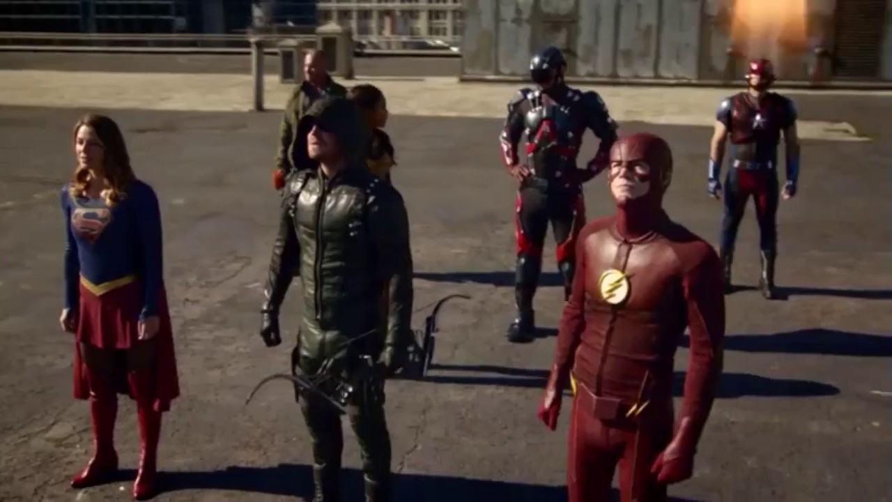Arrowverse Crossover VS Dominators - Full Battle - YouTube