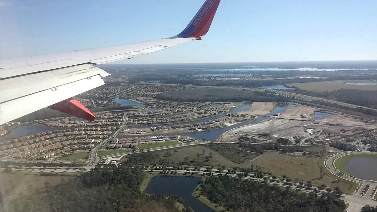 Landing in Orlando International Airport - YouTube