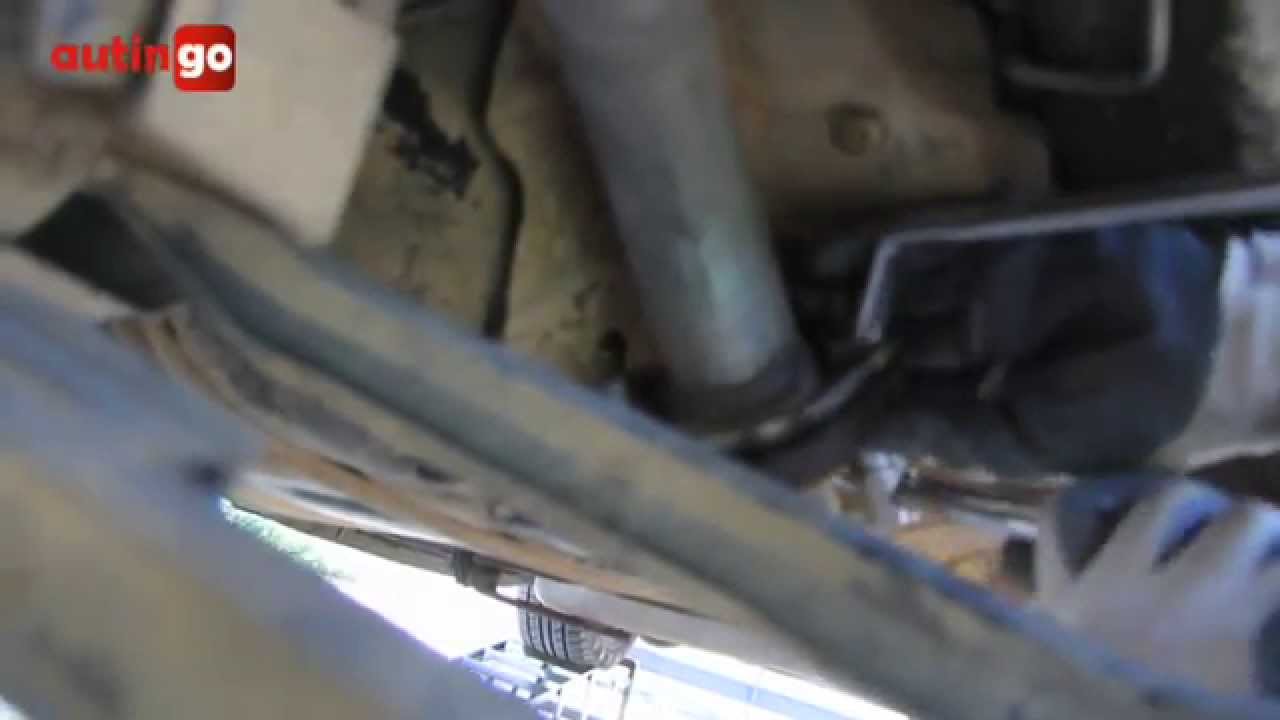 Como cambiar tubo de escape Nissan - YouTube