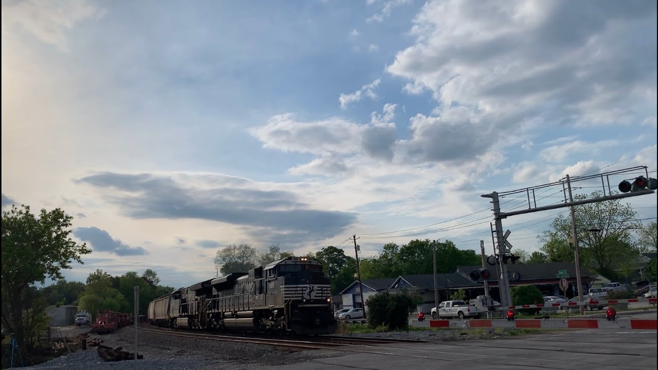 NS 1195 Leads W71 (Extra 371, With a Single Rear-Train DPU) Thru Austell, GA 4/15/2023 - YouTube