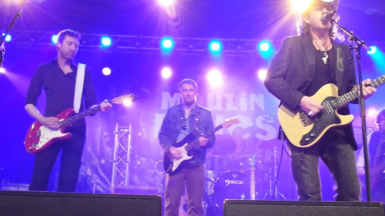 The Boom Band & Ian Siegal - Hard Pressed - YouTube