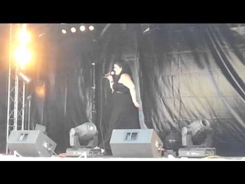 hot stuff extrait dominique casta concert seraing - YouTube