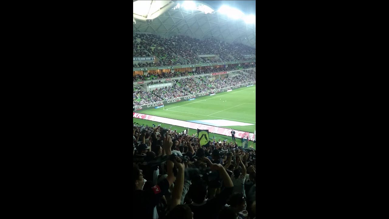 MELBOURNE VICTORY NORTHERN TERRACE OLE OLE CHANT - YouTube