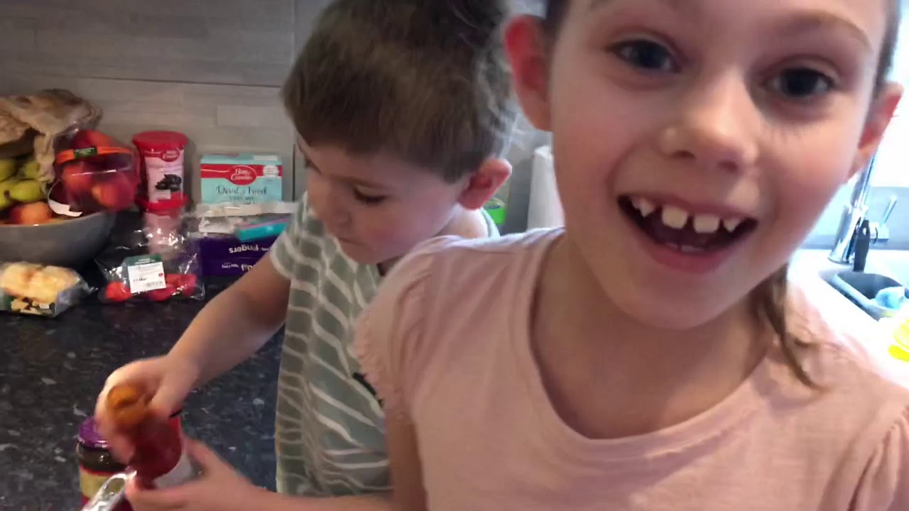 Erin & Noah’s Happy Channel 8 - YouTube