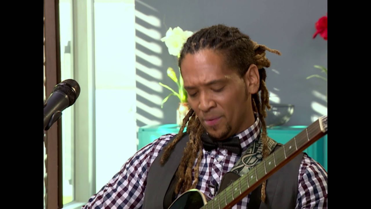 Kent Smoke performs "Gonna Be Alright" LIVE! - YouTube