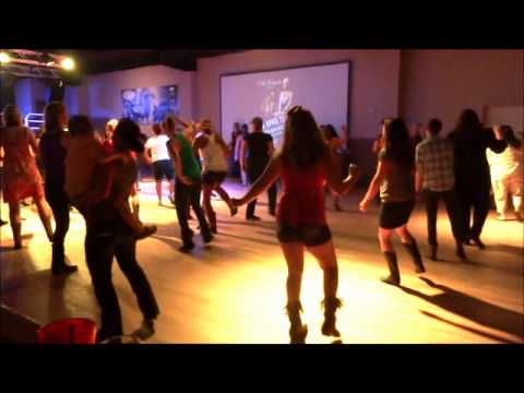 Hick Chicks Line dance - YouTube