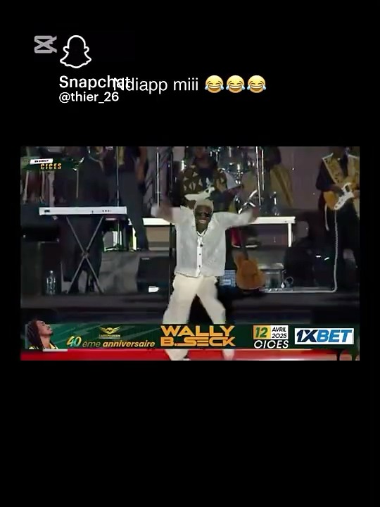 Ndiapp zo mii et sa nouvelle danse avec Wally Seck au CICES #wallybseck ...
