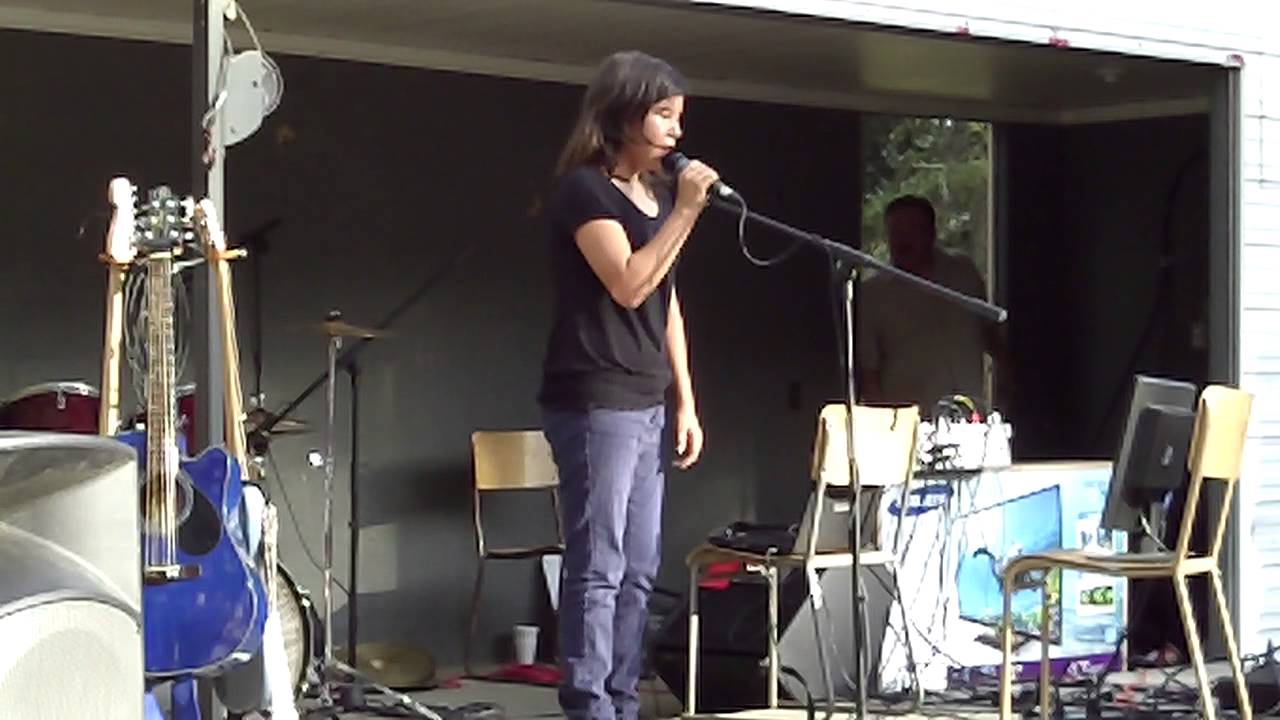 "Just Give Me A Reason" (cover) Natasha Bird - YouTube