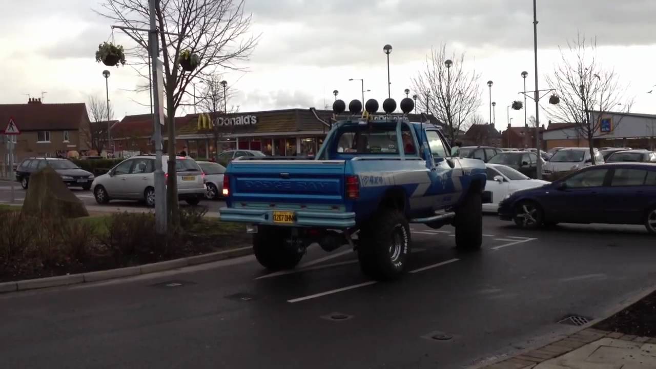 Monster truck in selby - YouTube