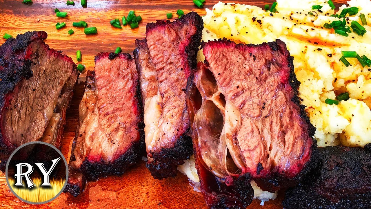 Smoked Santa Fe Beef Ribs With Pepper Parmesan Mashed Potatoes - YouTube