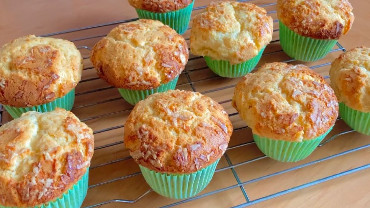 How to make soft and fluffy Cheese Cupcake recipe - YouTube
