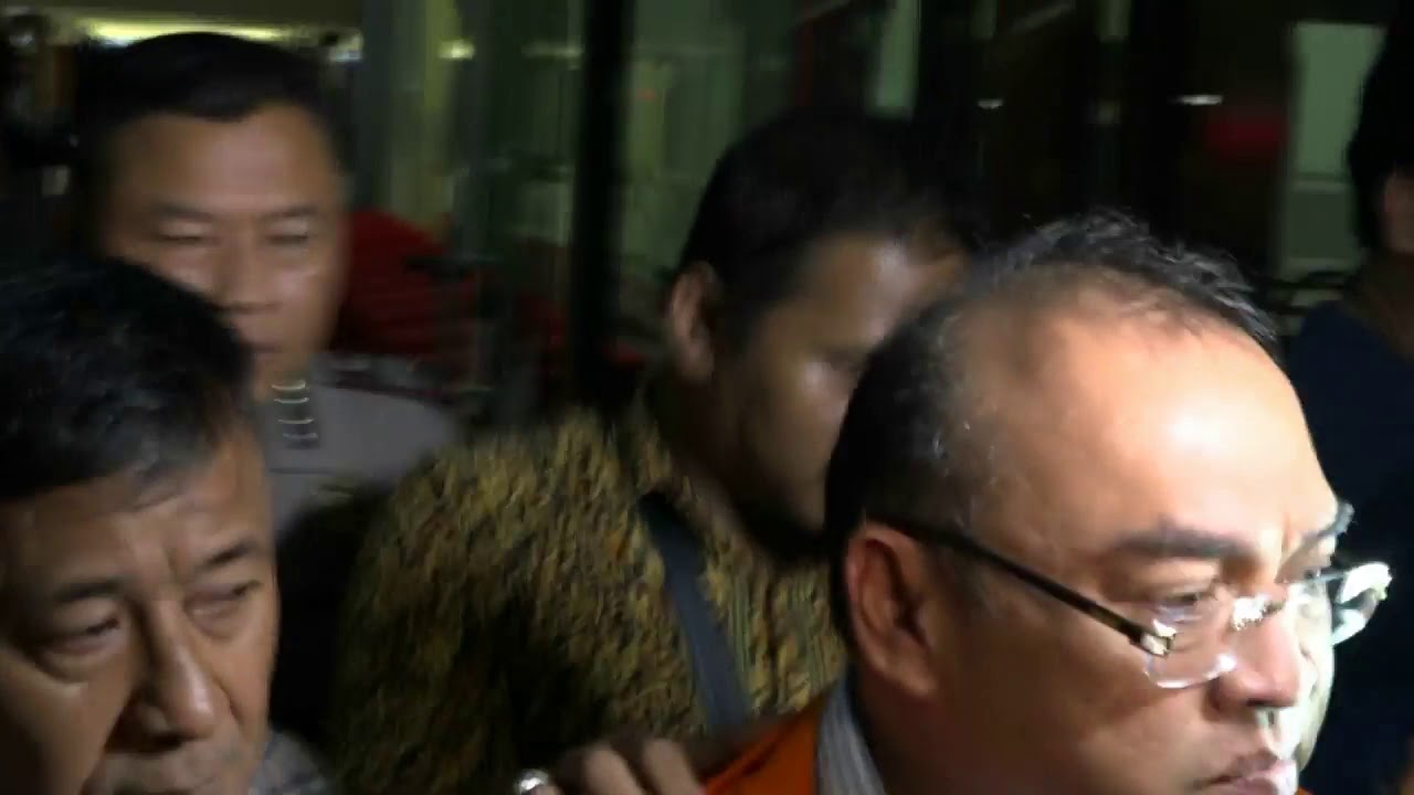 KPK RESMI TAHAN AGUS WINOTO DAN ALFIN SUHERMAN - YouTube