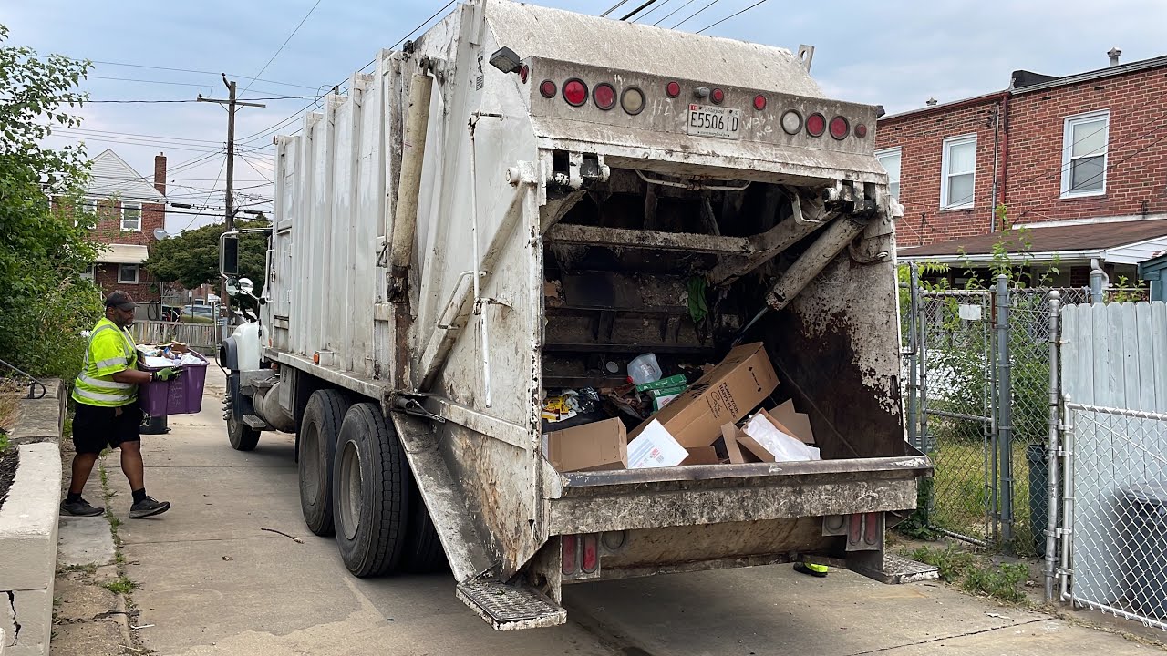 Dempster Rear Loader Garbage Truck on Manual Recycle - YouTube