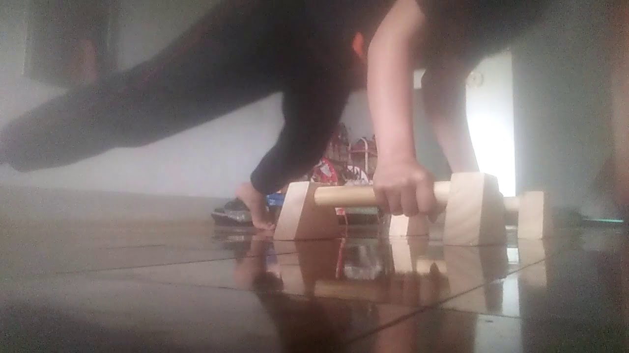 Bent Arm Straddle Planche Hold - YouTube