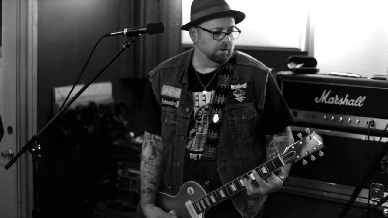 The Demolition Kings - 03 - Original Creeper (Live HD) - YouTube