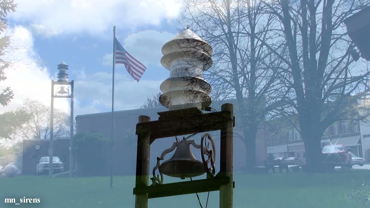 Fedelcode Model 20 Siren Test - Noon Blast - Lime Springs, Iowa - YouTube