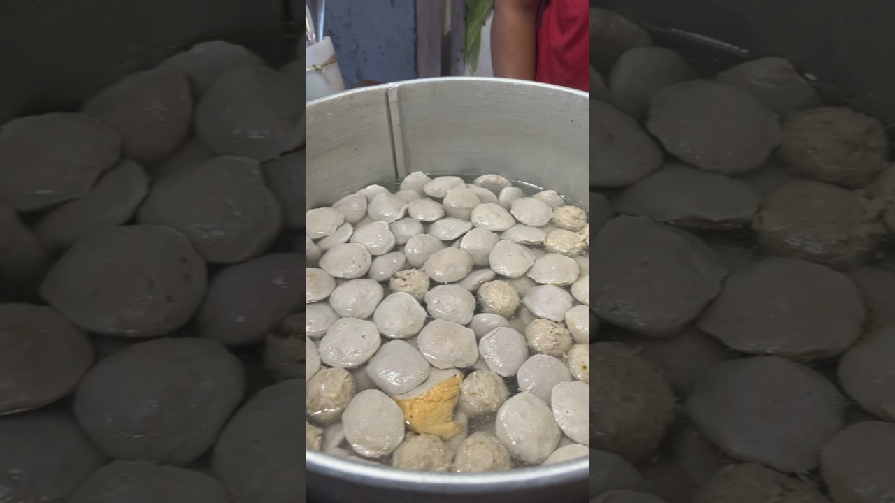 BAKSO GEPENG IDOLA SEMUA WARGA RAWAMANGUN👍👍👍 #baksogepeng #shorts - YouTube