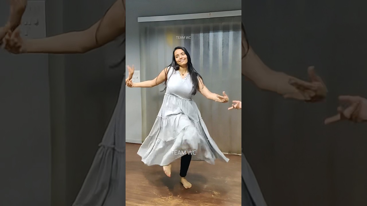 Bride with her Sisters | Leja Leja | Trio Performance #bride #wedding # ...