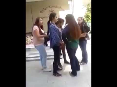 TURK KIZ KAVGASI BİR ANDA YUMRUGU DAYIYOR 2016