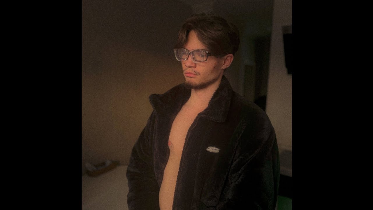 Creepin Sleepin - Tom Carti & Wels - YouTube