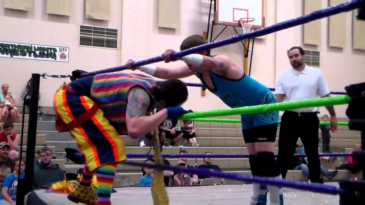 Jack Carpenter vs Yabo the Clown 6-6-15 - YouTube