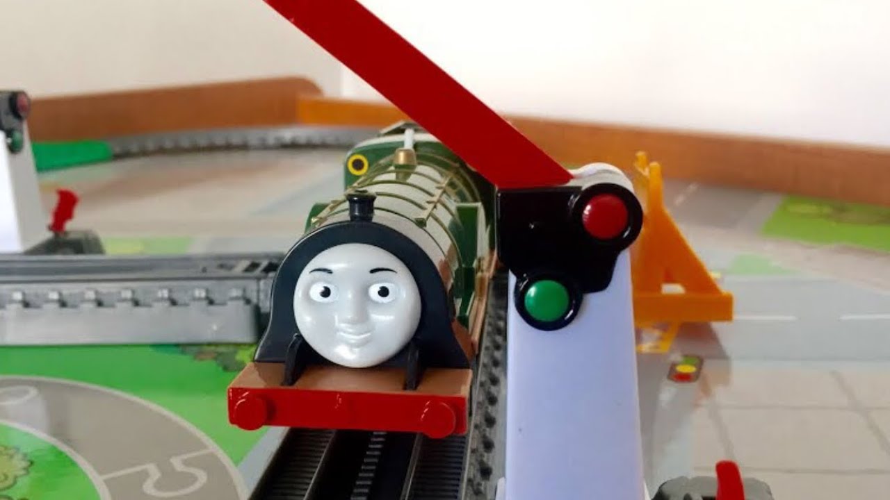 Thomas and Friends Trackmaster Motorized Emily - YouTube