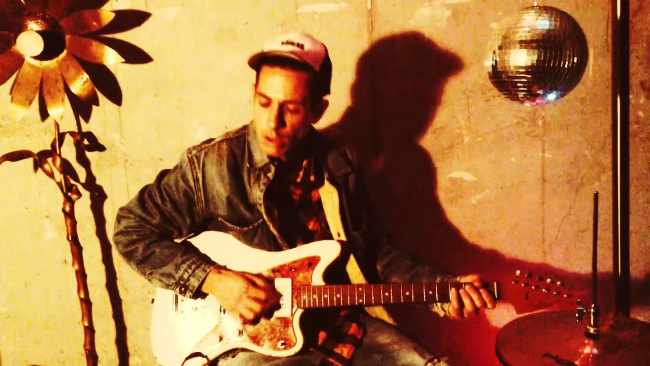 Roman Nowka "AFRICA" - YouTube