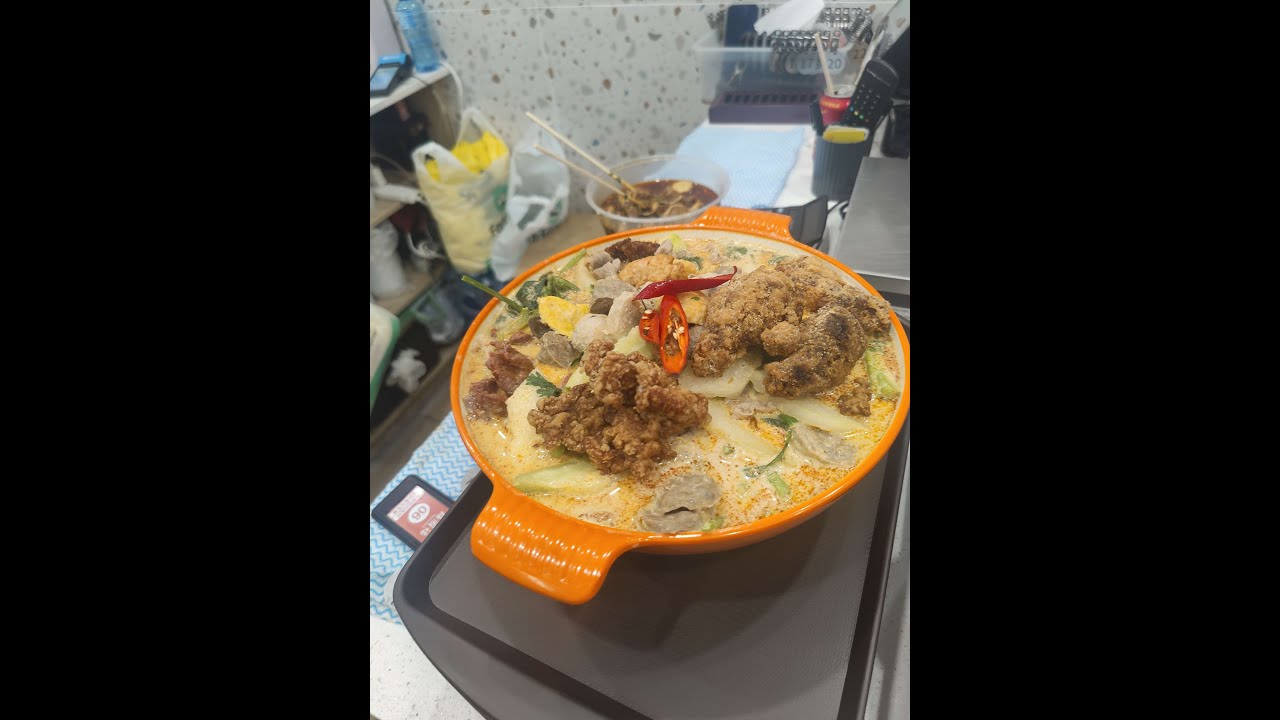 Finishing 2KG Malatang and Soup under 20 Minutes!!! - YouTube