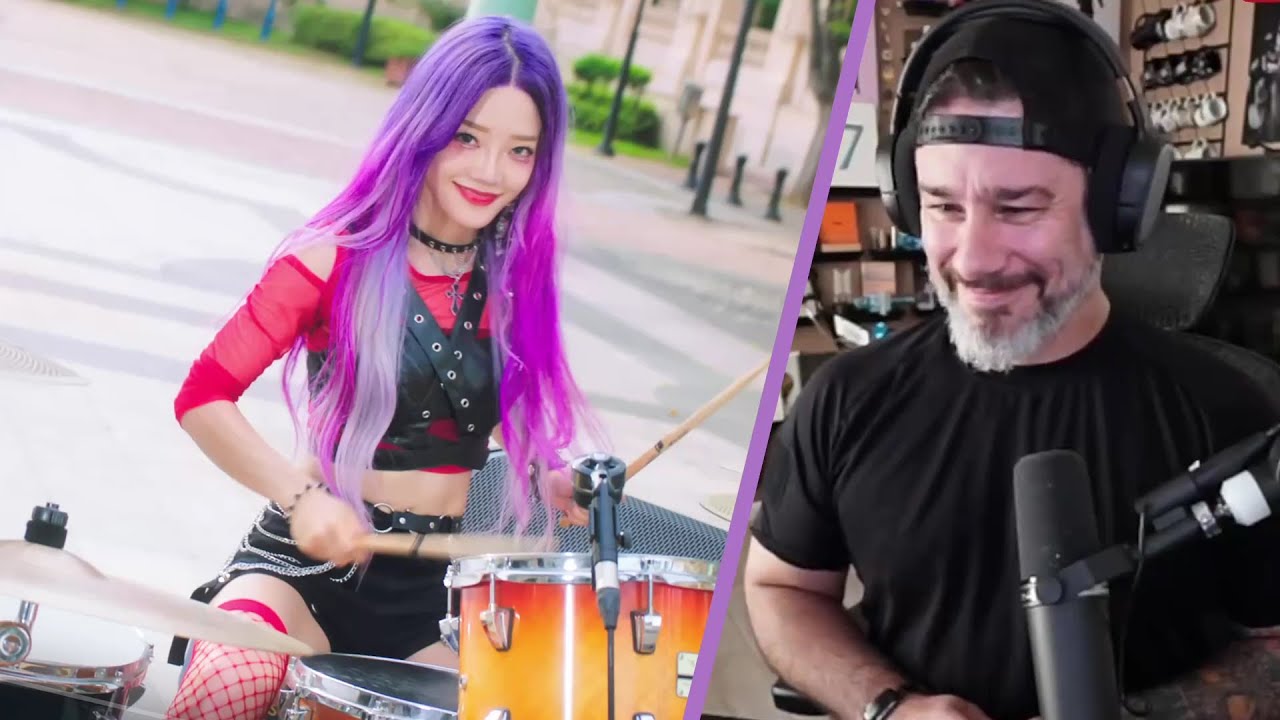 Director Reacts - Rolling Quartz - 'Fearless' MV - YouTube