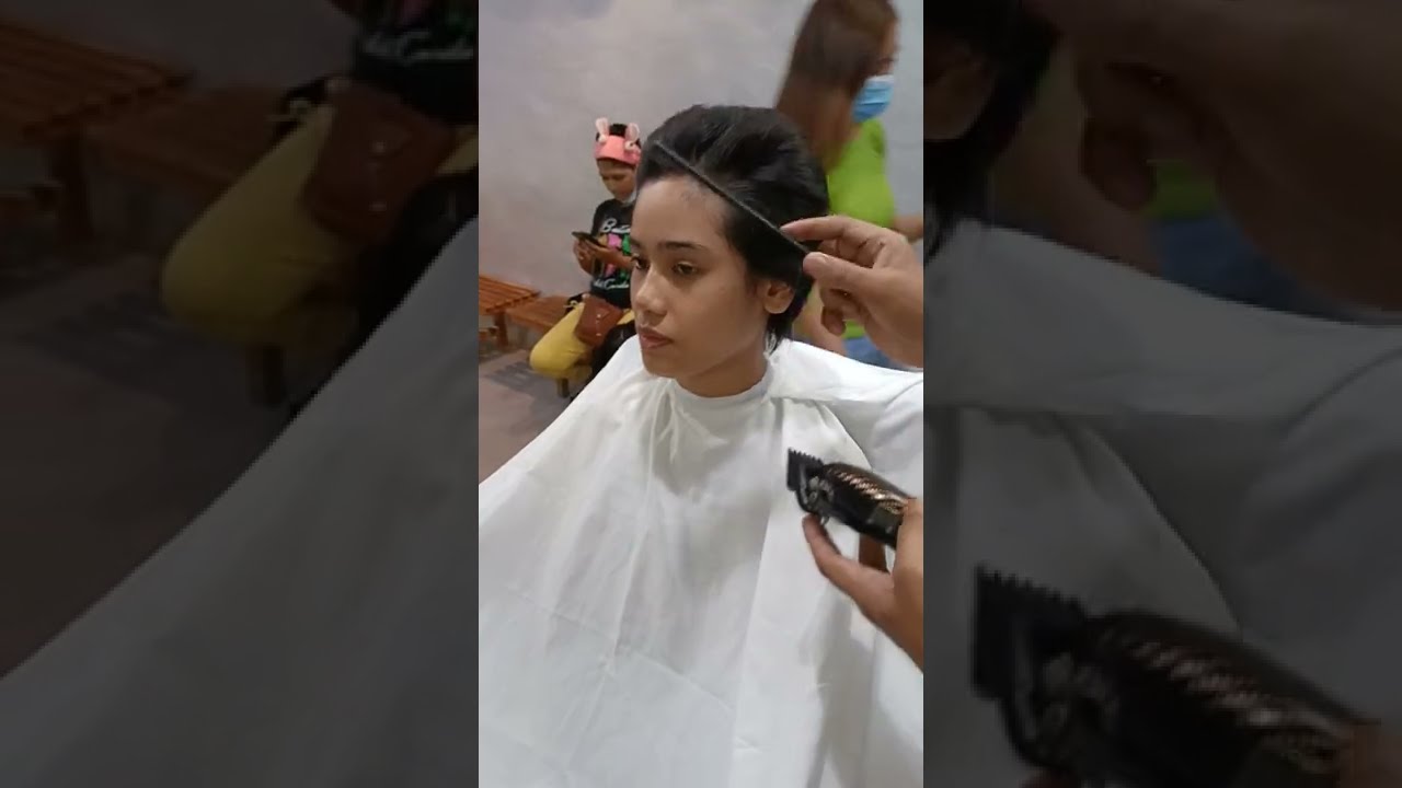 Leslie Refresh her Pixiecut - YouTube