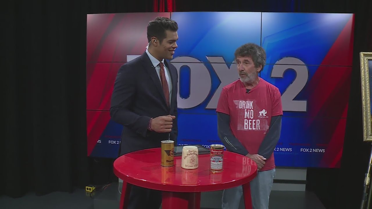 Brewery collectibles show & antique bottle and jar show - YouTube