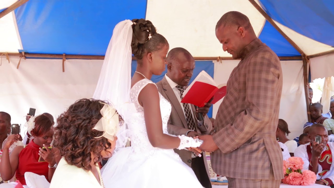 Maureen weds Felix - YouTube