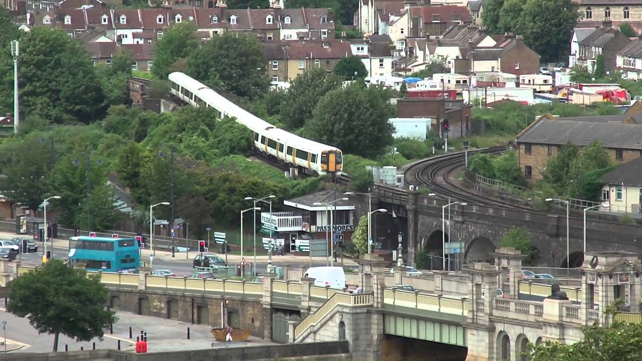 British Rail Class 375 Electrostar seen from Rochester Castle, Medway ...