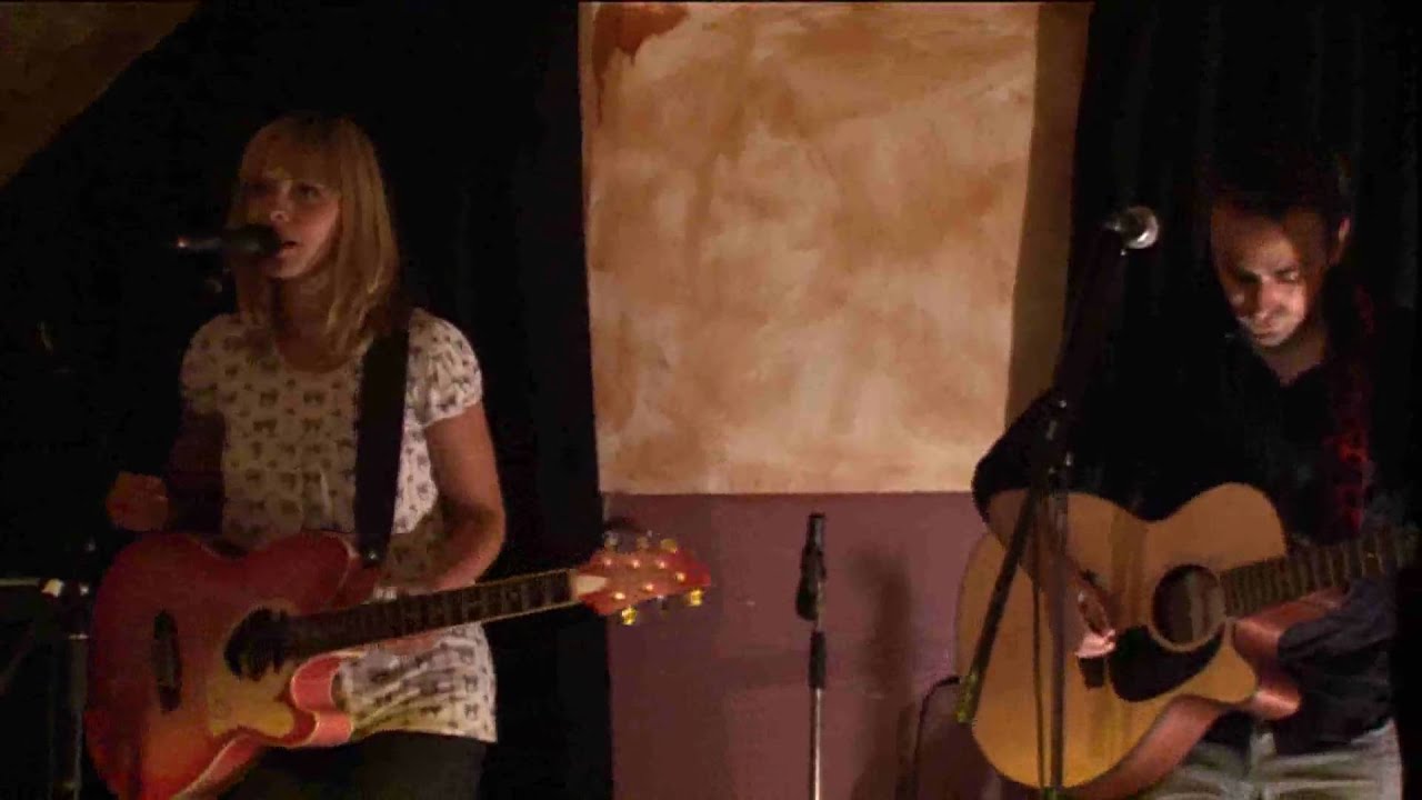 Rencontre avec Noémie Alazard, Virgin Princesse, par Mr & Mrs Watts ...