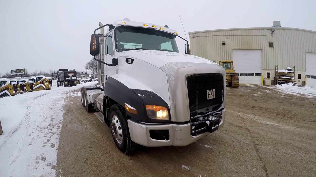 2013 CAT CT660 ON HIGHWAY TRUCK - YouTube