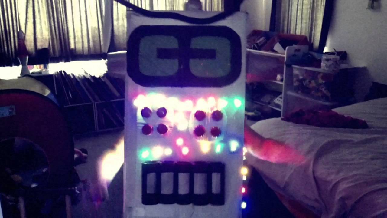 Jorja's Robot Party Costume - YouTube