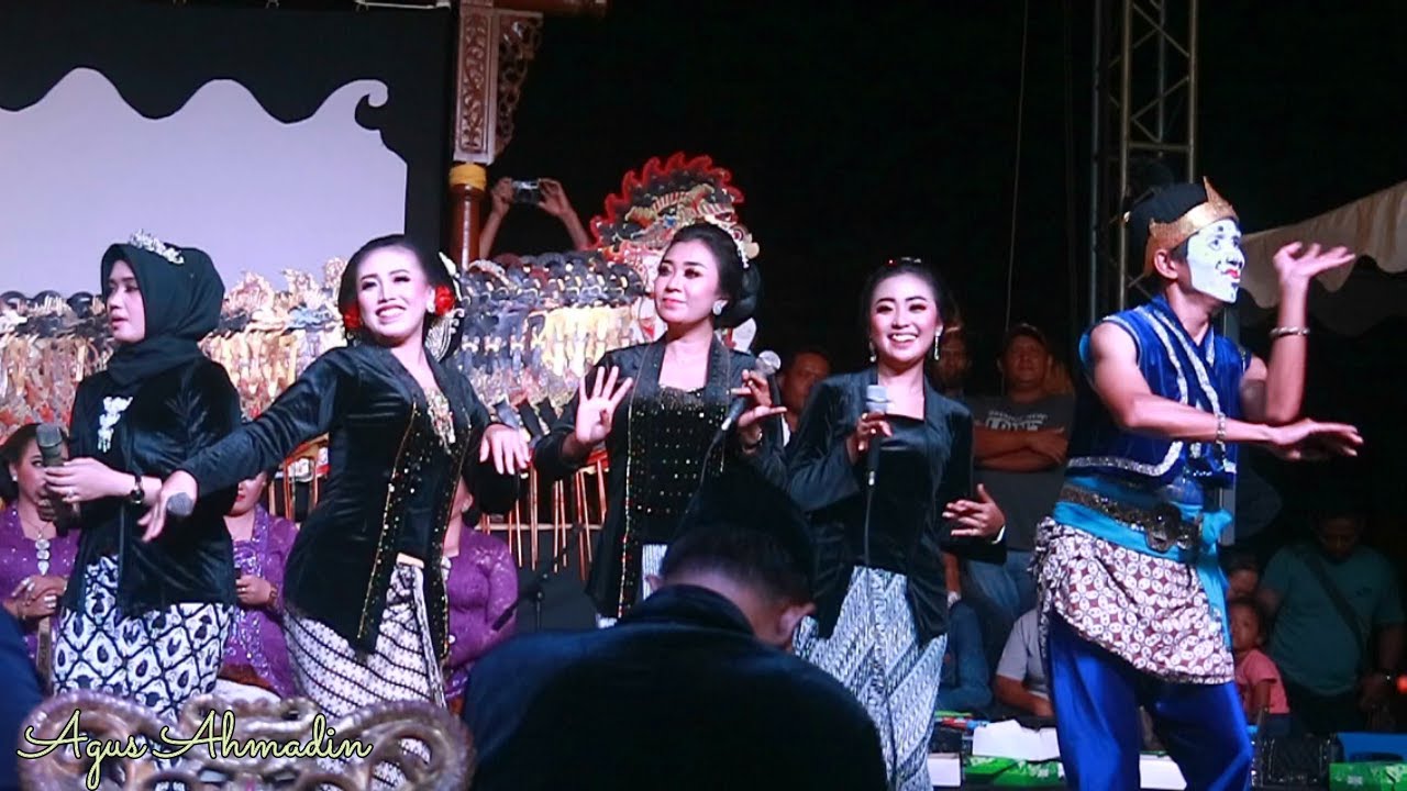 PRAU LAYAR Sinden Batam ft GARENG Di Pagelaran Wayang Kulit Dalang Ki ...