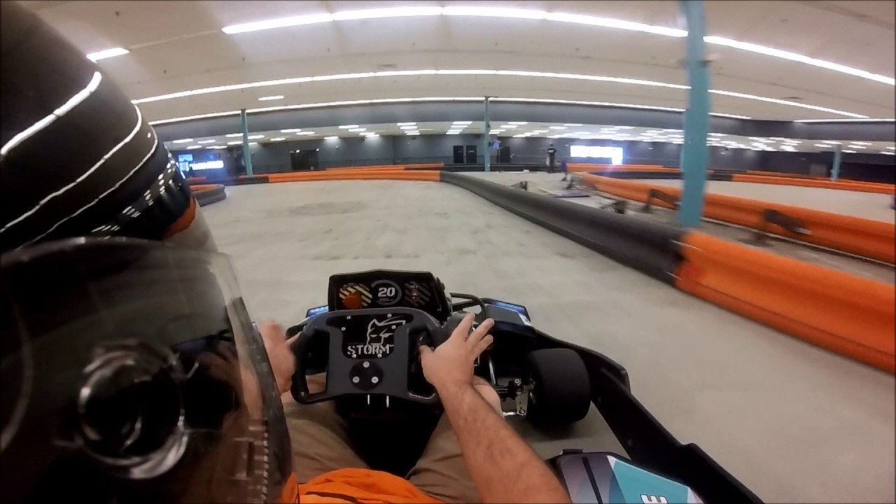 Veloce Indoor Speedway, Knoxville, TN (11-2-16) - YouTube