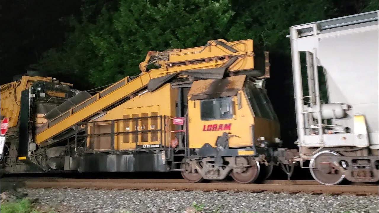 CSX m412 with some MOW equipment nearest Plane #4 on the B&O old ...