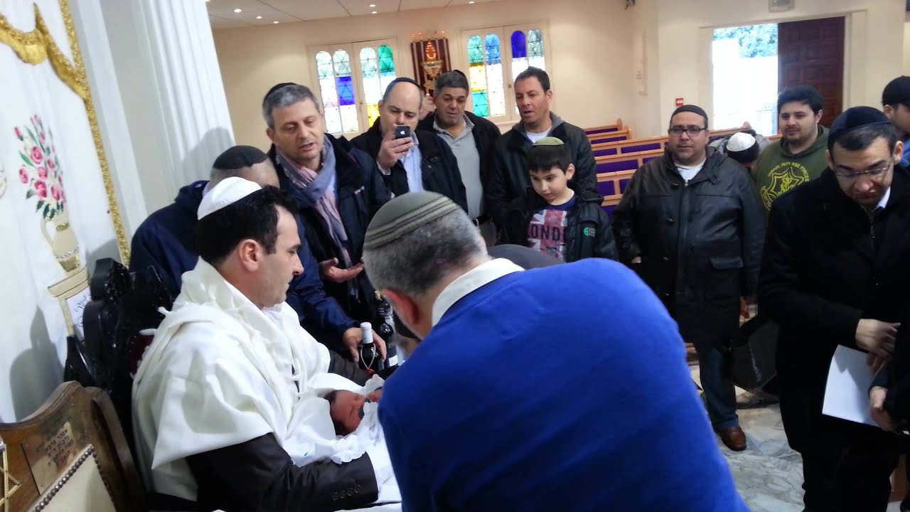 brit mila sarah marciano 29 mars 2013 - YouTube